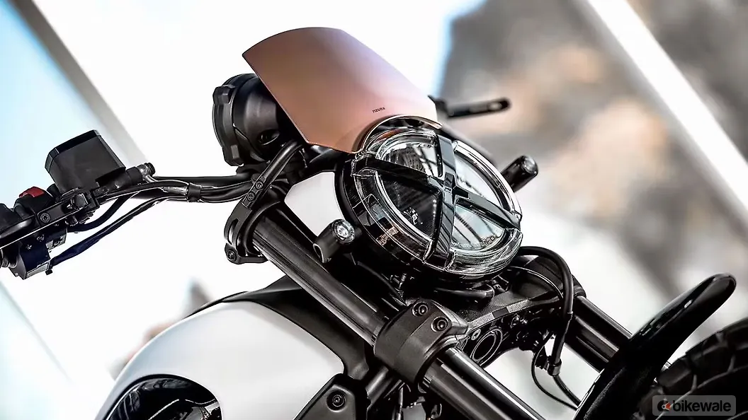 Ducati Scrambler Icon [2024] Right Side View Image – BikeWale