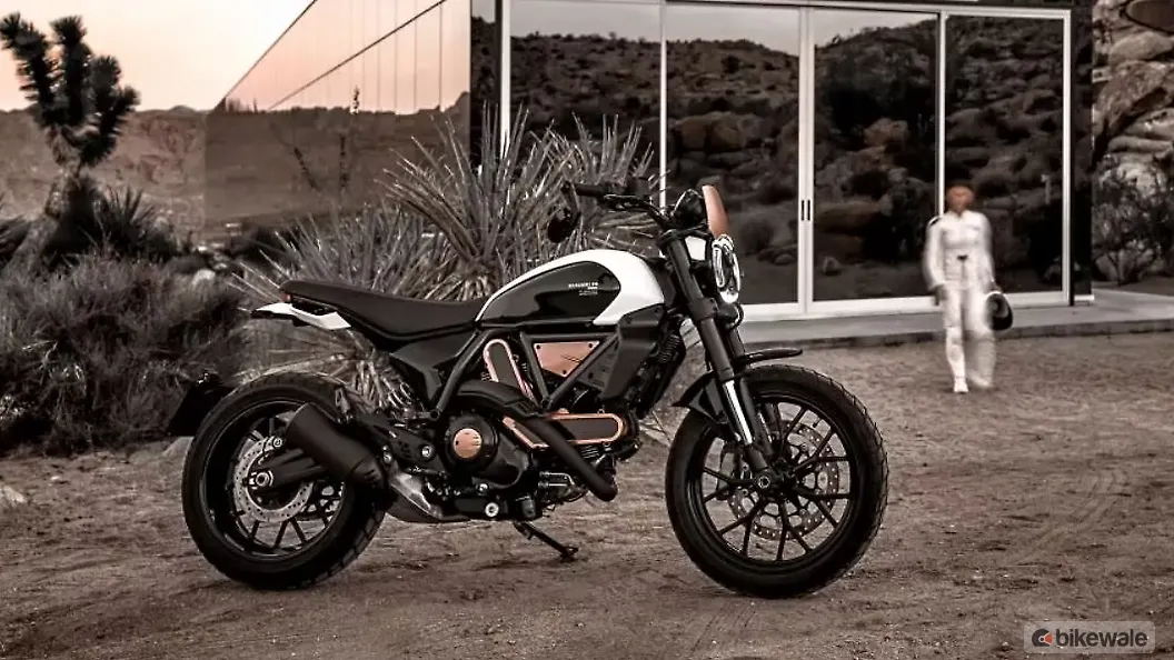 Ducati Scrambler Icon [2024] Right Side View Image – BikeWale