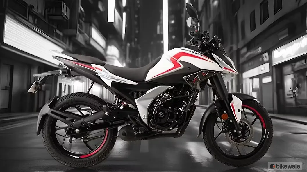 Bajaj Pulsar N125 Right Side View Image – BikeWale