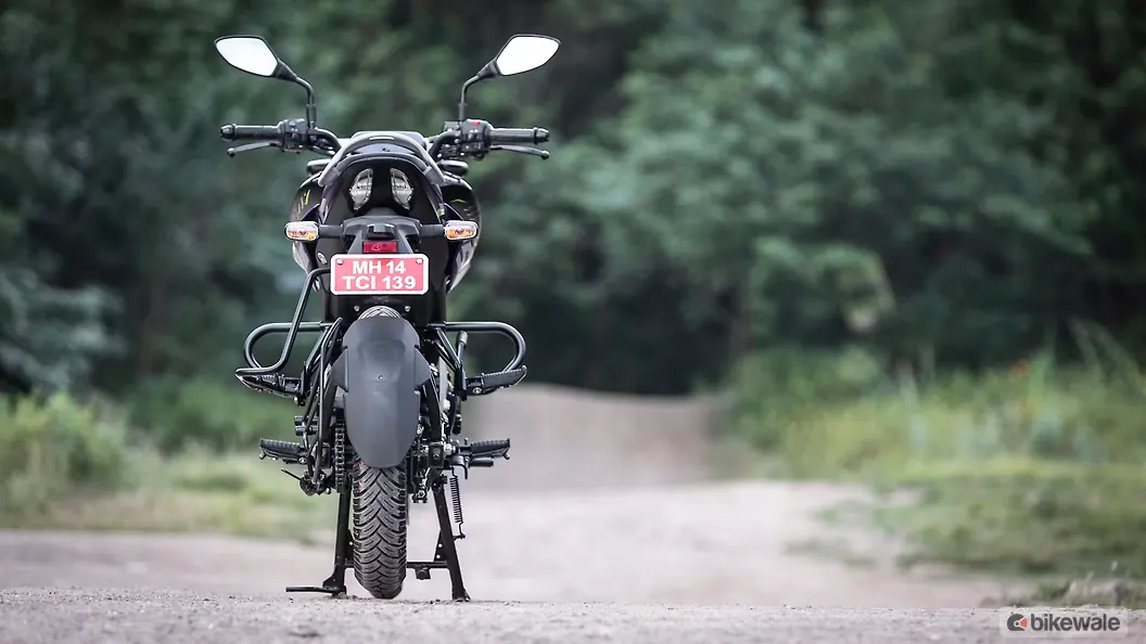 Bajaj Pulsar N125 Right Side View Image – BikeWale