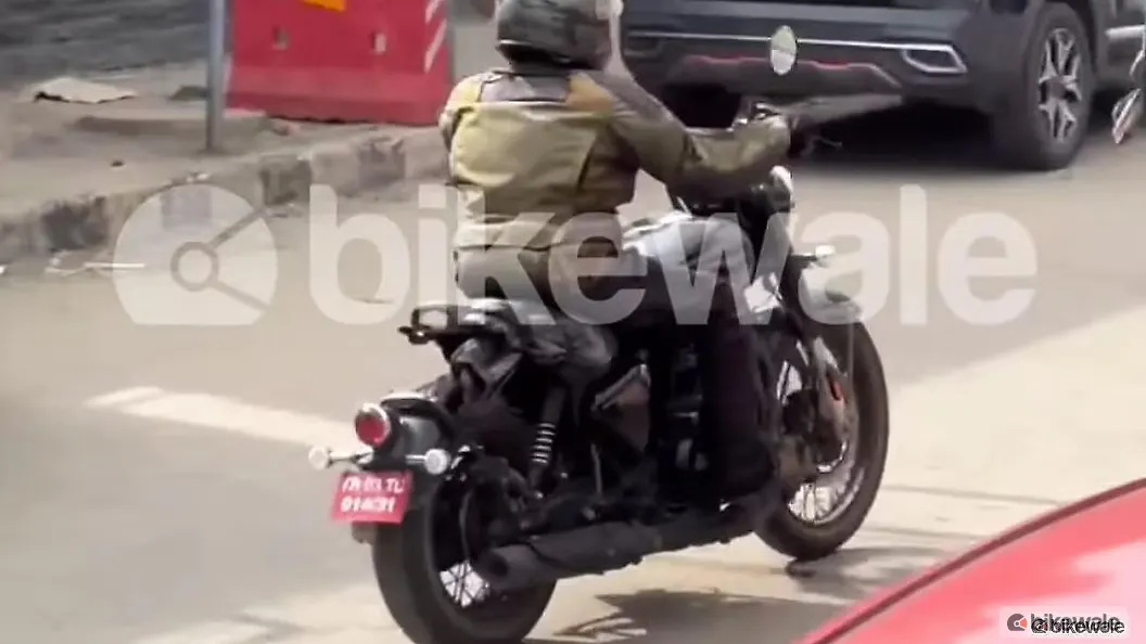 Royal Enfield Goan Classic 350 Right Rear Three Quarter Image – BikeWale