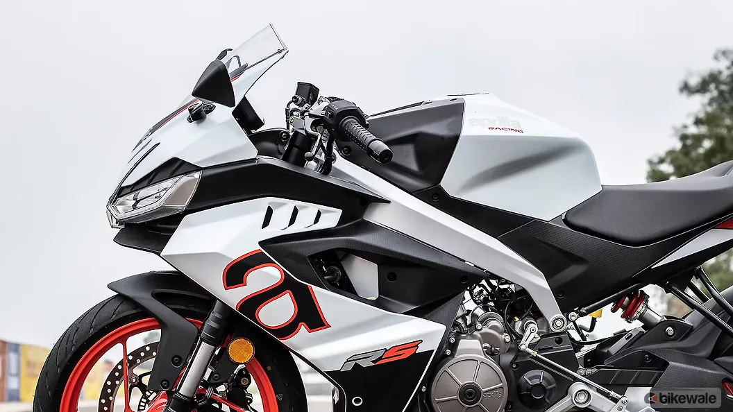 Aprilia RS 457 Gear Shift Lever Image – BikeWale