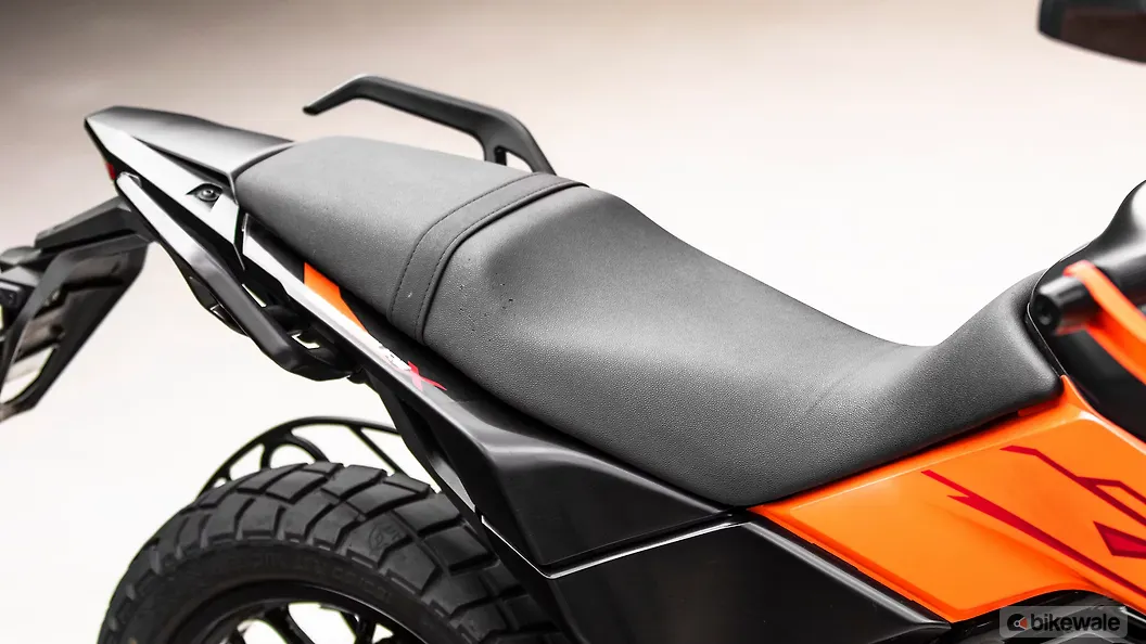 KTM 390 Adventure X Seat Image – BikeWale