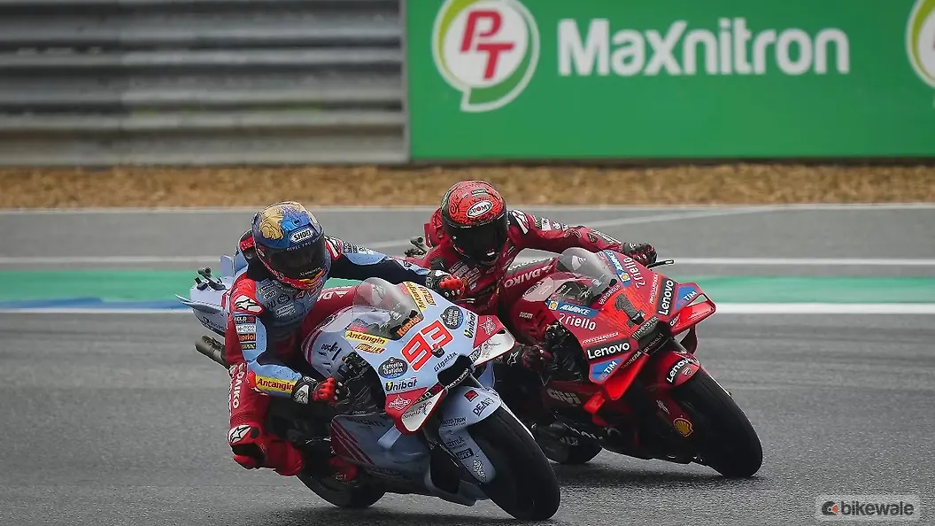 Ducati Diavel V4 Front View Image – BikeWale