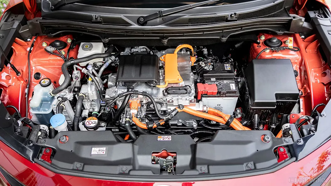 Urban Cruiser Ebella Engine Shot Image, Urban Cruiser Ebella Photos in ...