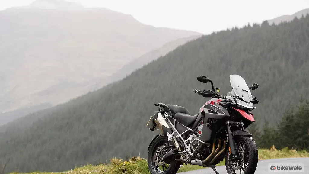 Triumph Tiger 1200 Right Side View Image – BikeWale