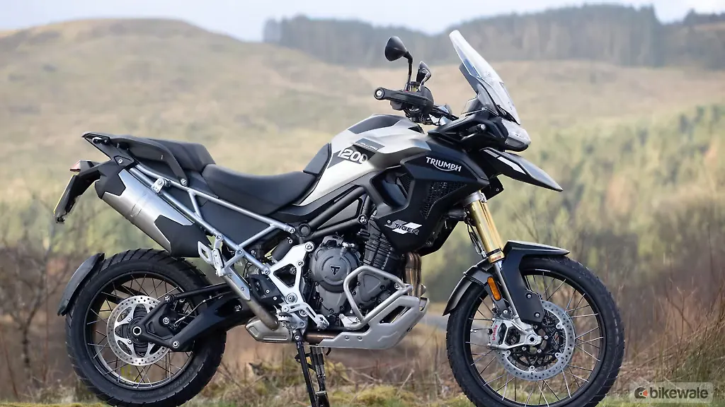 Triumph Tiger 1200 Right Side View Image – BikeWale