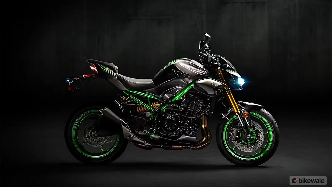 Images of Kawasaki Z900 | Photos of Z900 - BikeWale