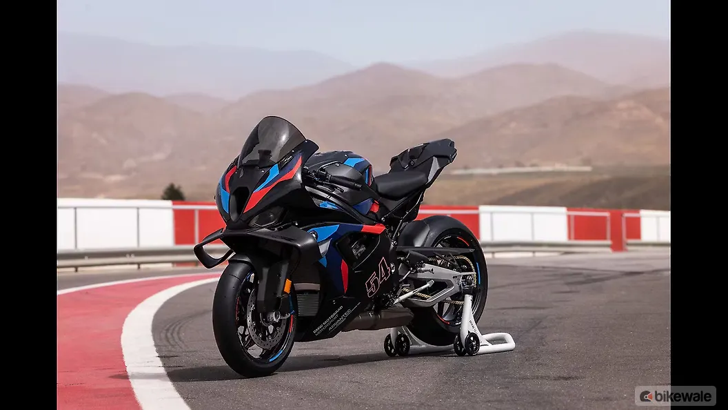 BMW M 1000 RR Right Side View Image – BikeWale