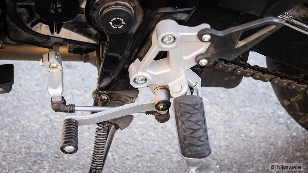 Hero Xtreme 250R Gear Shift Lever Image – BikeWale