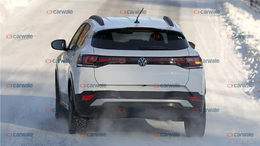 Tera SUV Rear Windshield/Windscreen Image, Tera SUV Photos in India ...