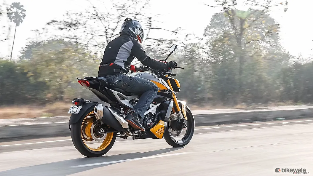 TVS Apache RTR 310 [2023-2024] Left Front Three Quarter Image – BikeWale