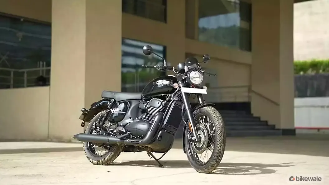 Jawa 42 Fuel Tank Image – BikeWale