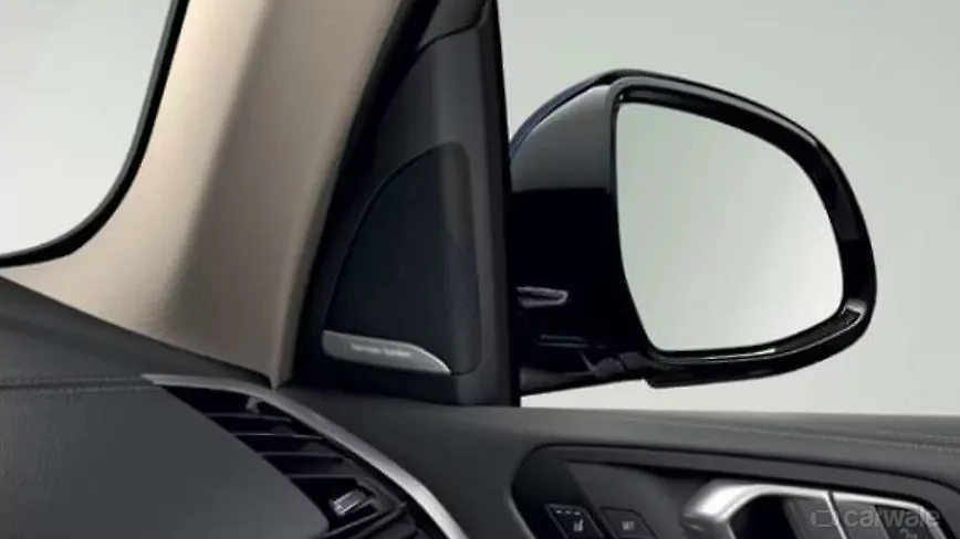 X7 Front Tweeters Image, X7 Photos in India - CarWale