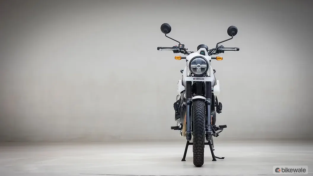 Royal Enfield Scram 440 Right Front Three Quarter Image – BikeWale