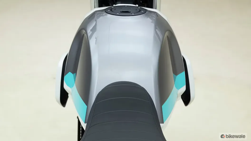 Royal Enfield Scram 440 Handlebar Clamp Image – BikeWale