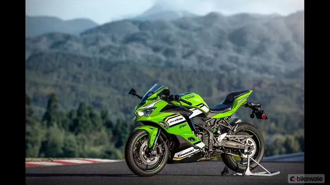 Images of Kawasaki Ninja ZX-4RR [2023] | Photos of Ninja ZX-4RR [2023 ...