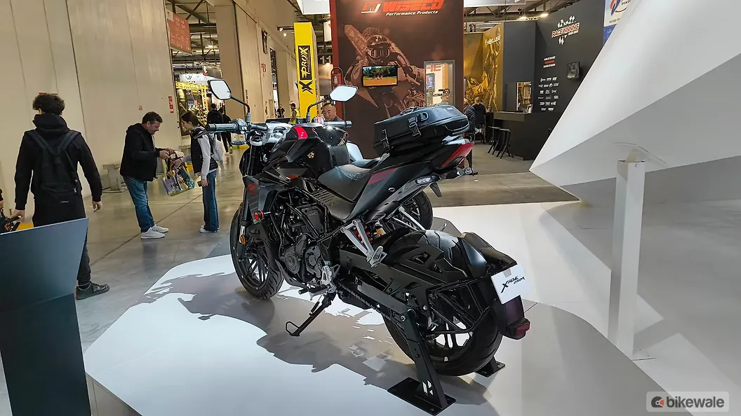 Hero Xtreme 250R Right Side View Image – BikeWale