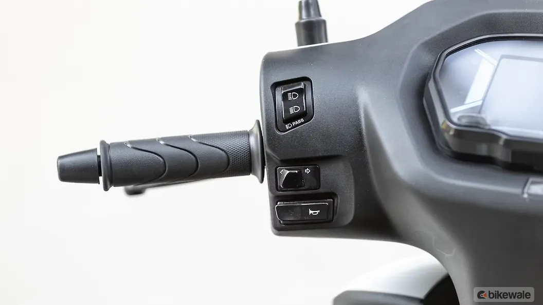 Honda QC1 Turn Indicators Switch Image – BikeWale