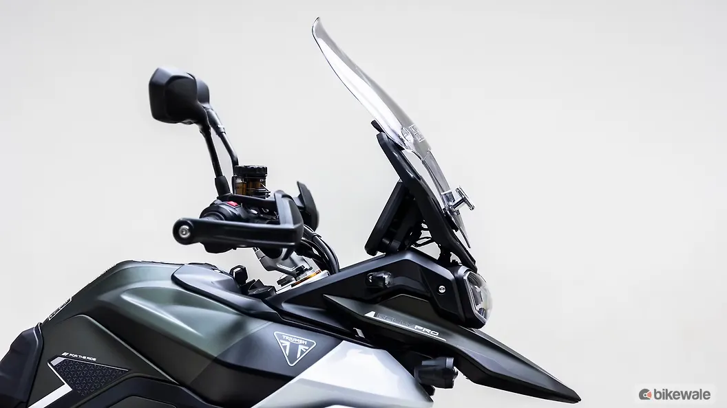 Triumph Tiger 900 Right Side View Image – BikeWale