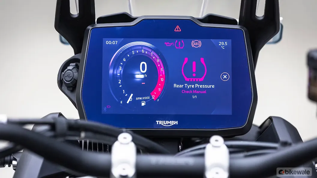 Triumph Tiger 900 TFT / Instrument Cluster Image – BikeWale