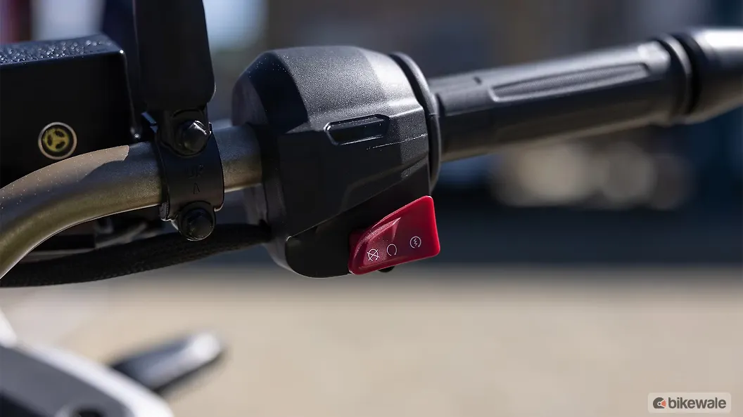 TVS Apache RTX Self Start Switch Image – BikeWale