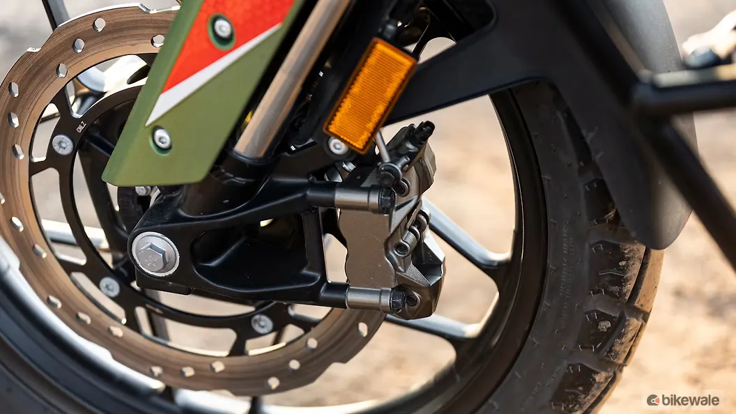 TVS Apache RTX Front Disc Brake Caliper Image – BikeWale