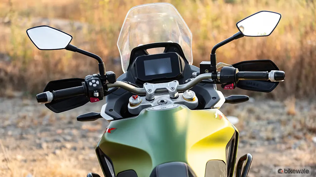 TVS Apache RTX Handlebar Image – BikeWale
