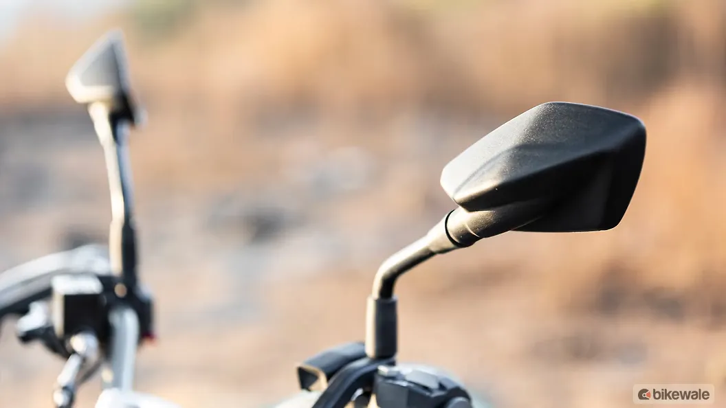 TVS Apache RTX Rear View Mirror Image – BikeWale