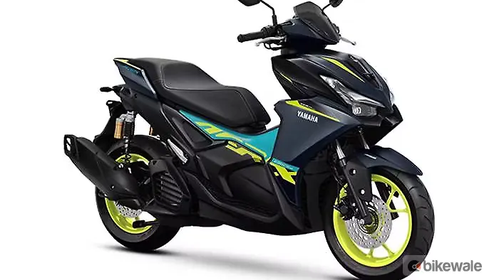 Yamaha Aerox 155 Right Front Three Quarter Image – BikeWale