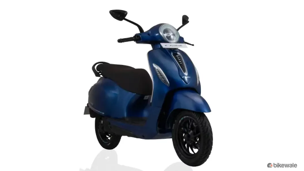 Bajaj Chetak Right Front Three Quarter Image – BikeWale