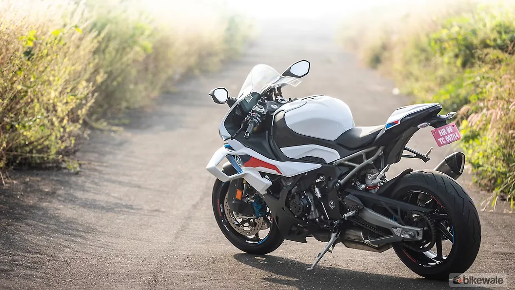 BMW S1000RR Right Rear Three Quarter Image – BikeWale