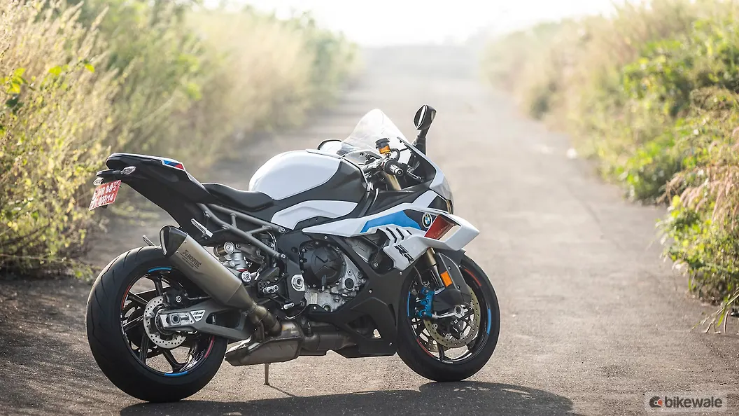Images of BMW S1000RR | Photos of S1000RR - BikeWale