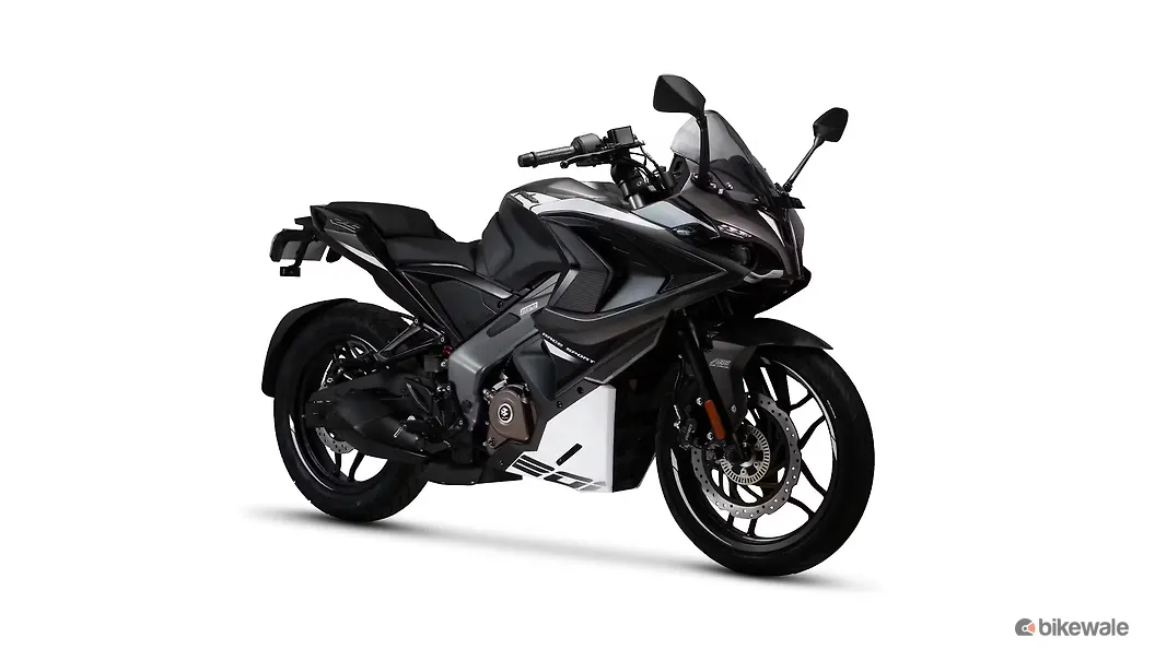 Bajaj Pulsar RS 200 Right Front Three Quarter Image – BikeWale