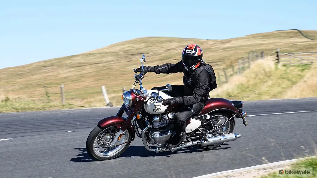 Royal Enfield Classic 650 Right Side View Image – BikeWale