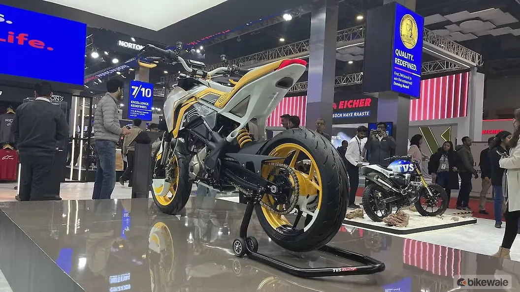 TVS RTS X Right Front Three Quarter Image – BikeWale