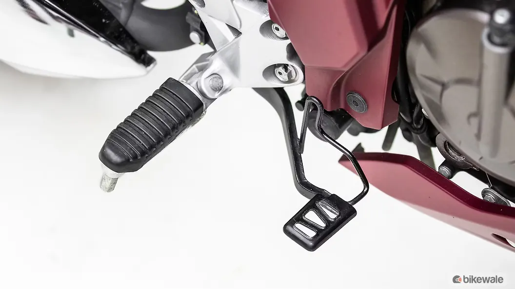 Suzuki Gixxer SF 250 Flex Fuel Footbrake Pedal Image – BikeWale
