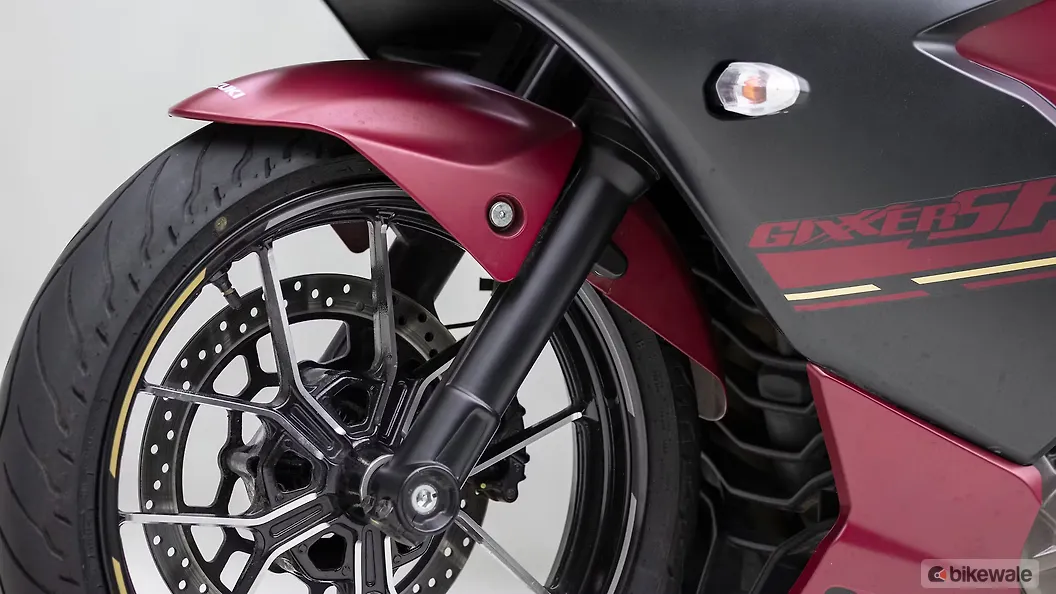 Suzuki Gixxer SF 250 Flex Fuel Horn Image – BikeWale