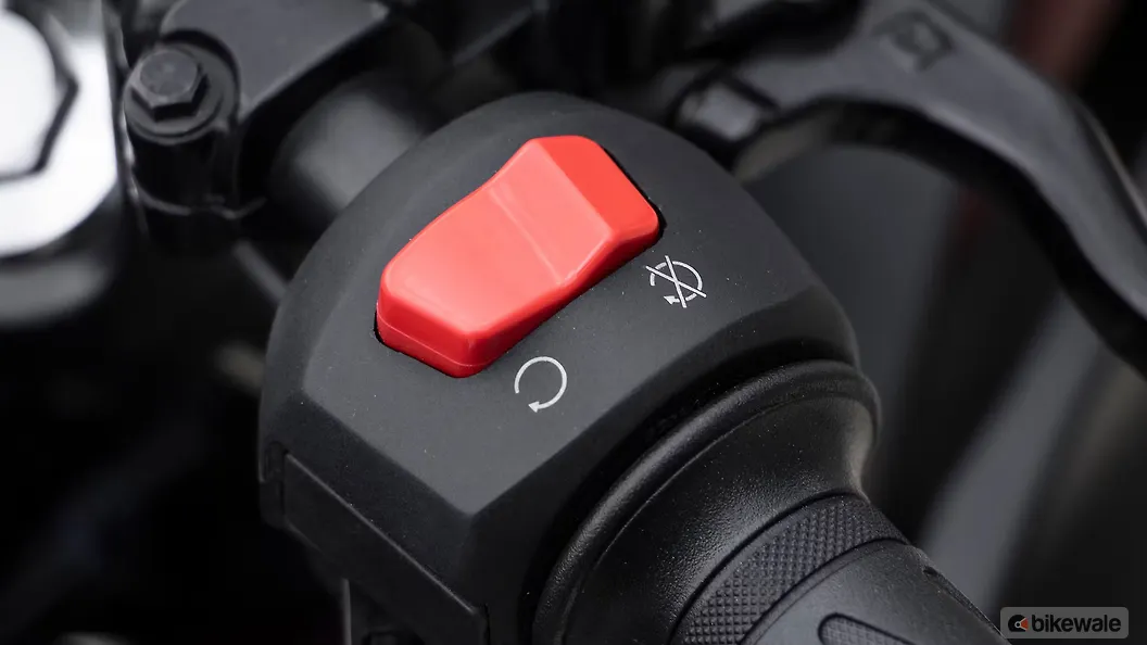 Suzuki Gixxer SF 250 Flex Fuel Kill Switch Image – BikeWale