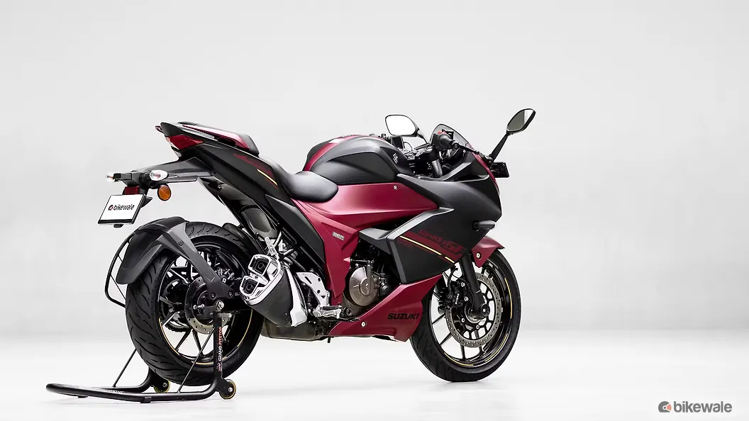 Suzuki Gixxer SF 250 Flex Fuel Right Rear Three Quarter Image – BikeWale