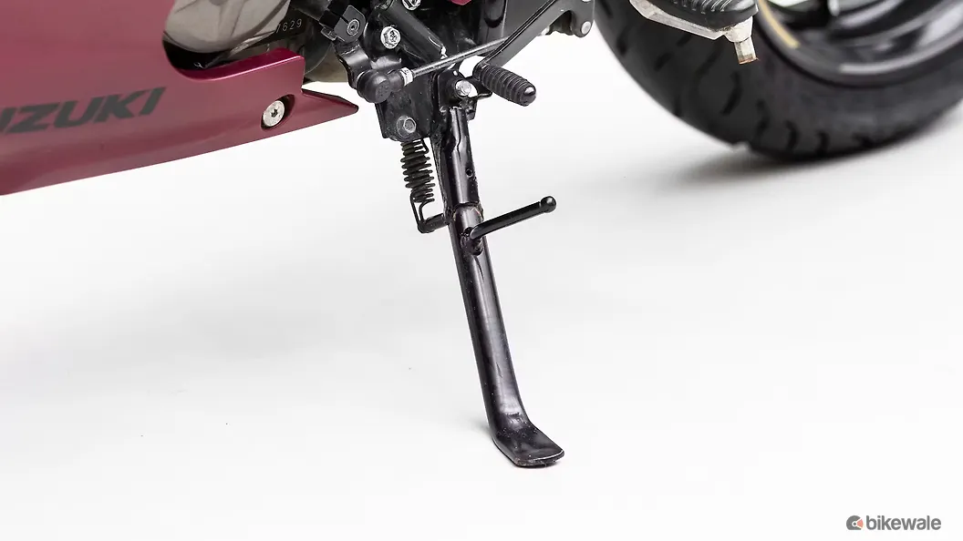 Suzuki Gixxer SF 250 Flex Fuel Front Headlamp Cowl Image – BikeWale