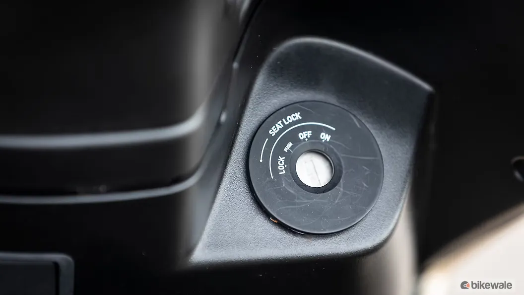 Ather 450X Ignition Switch Image – BikeWale