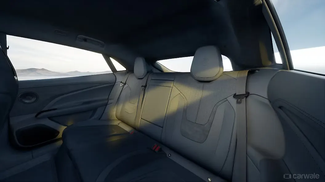 Emeya Rear View Image, Emeya Photos in India - CarWale