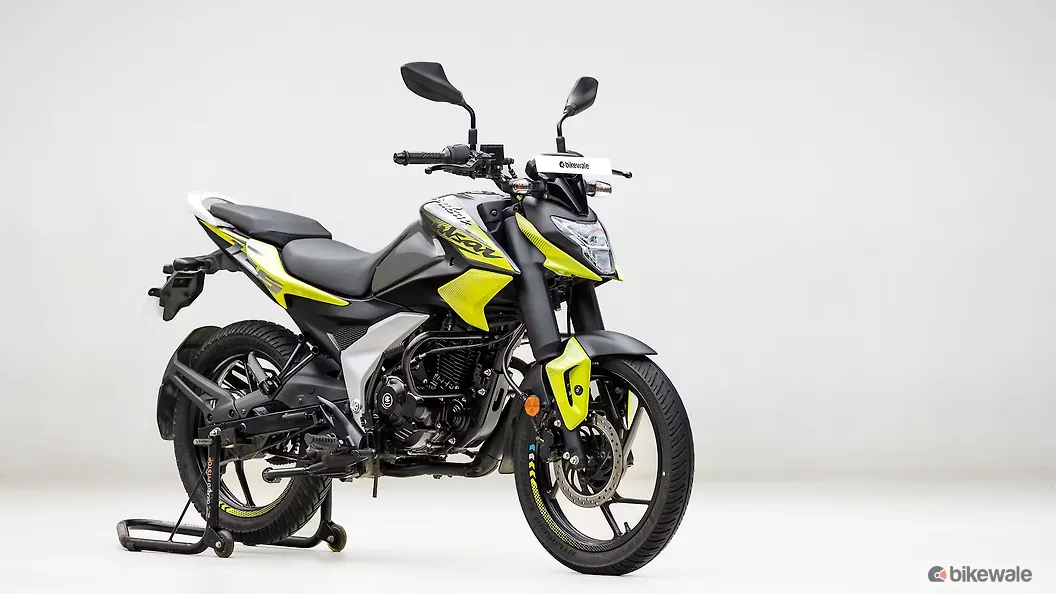 Bajaj Pulsar N125 Right Side View Image – BikeWale