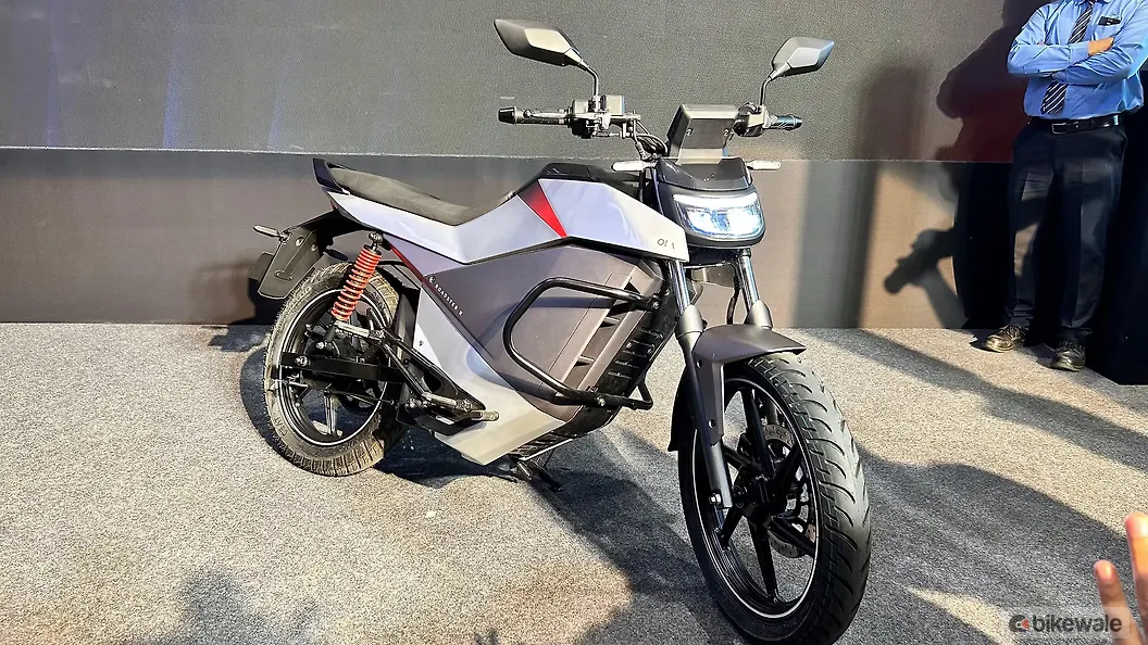 KTM 390 Adventure Right Side View Image – BikeWale