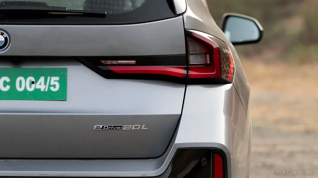 iX1 LWB Rear Logo Image, iX1 LWB Photos in India - CarWale