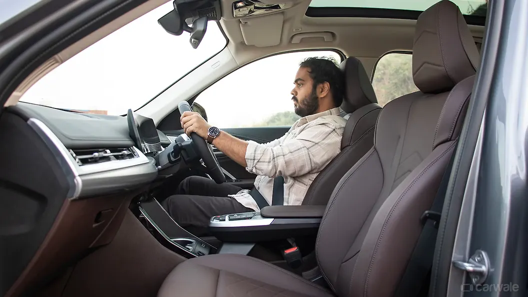 iX1 LWB Front Row Seats Image, iX1 LWB Photos in India - CarWale