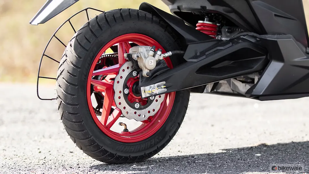 Simple Energy One Rear Disc Brake Image – BikeWale