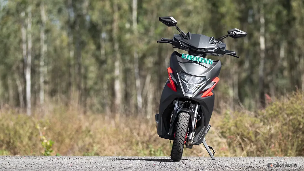 Simple Energy One Right Side View Image – BikeWale