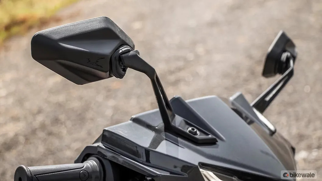 Simple Energy One Rear View Mirror Image – BikeWale